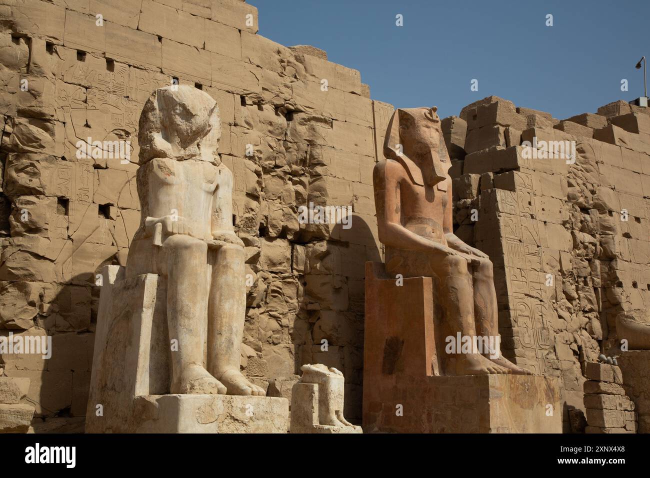 Seated Pharaohs, Pylon 8, Karnak Temple Complex, UNESCO World Heritage ...
