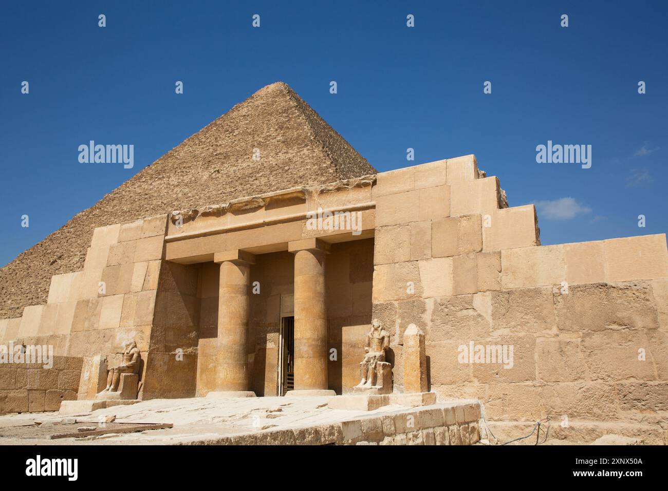 Mastaba (Tomb) of Seshem Nefer Theti, Giza Pyramid Complex, UNESCO ...