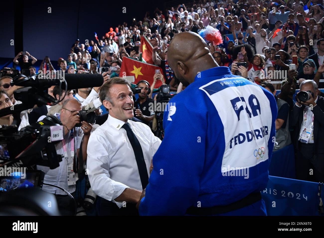 Teddy Riner ( FRA ) Gold medal celebrates with Emmanuel Macron ( French ...