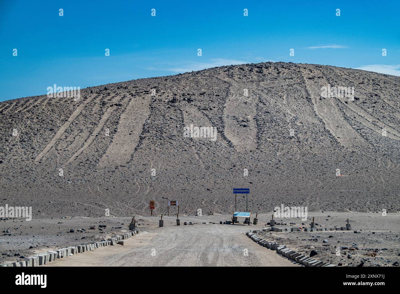 Geoglyphs chile hi-res stock photography and images - Alamy