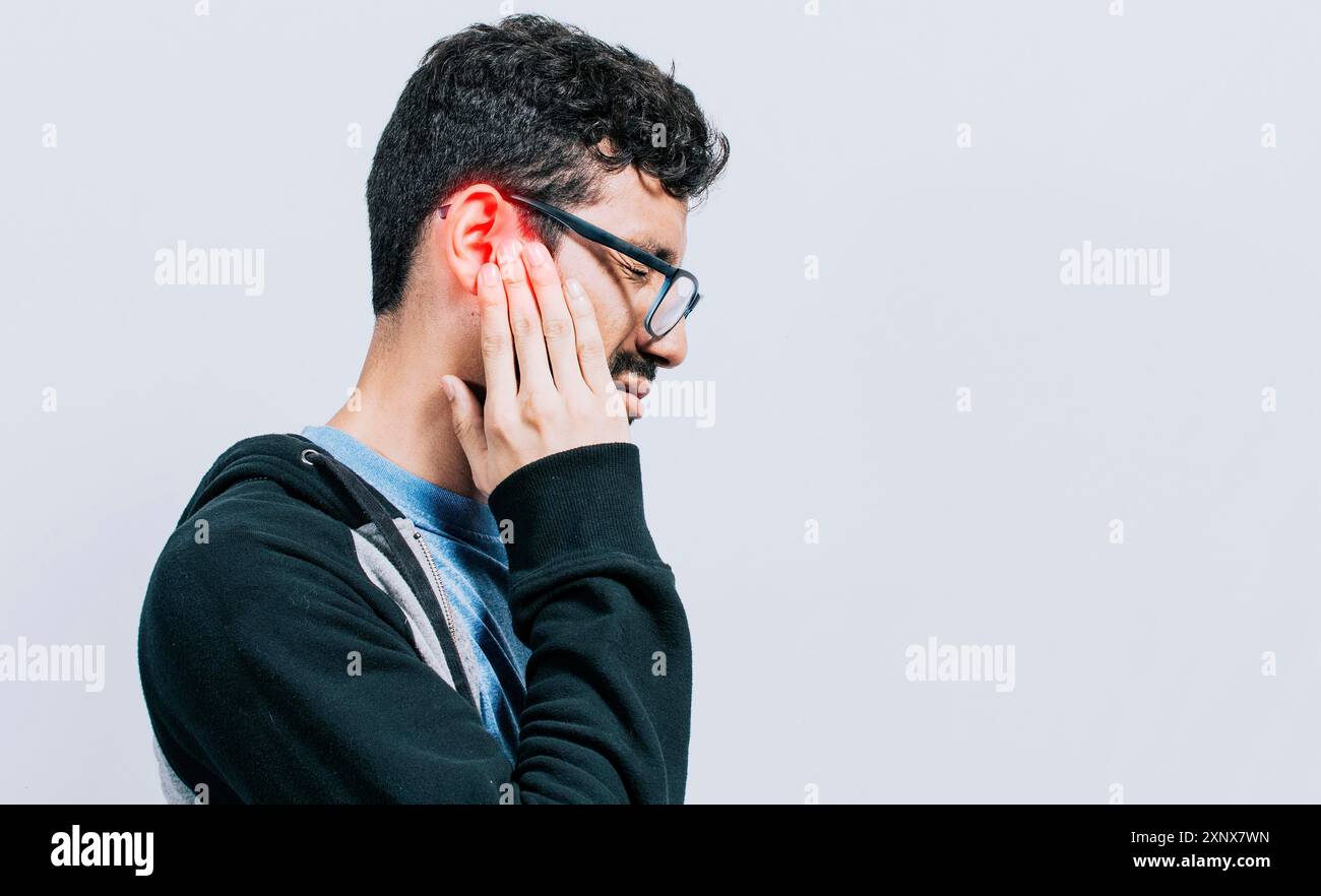 Concept of person with otitis and tinnitus, Person with ear pain, on ...