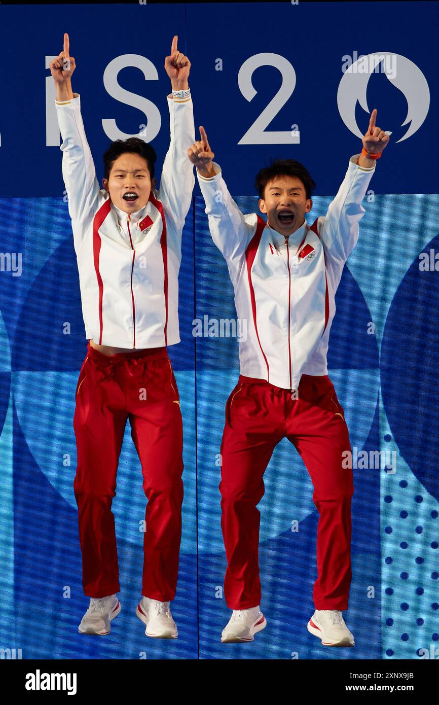 Gold Medalists Long Daoyi and Wang Zongyuan of Team People's Republic ...