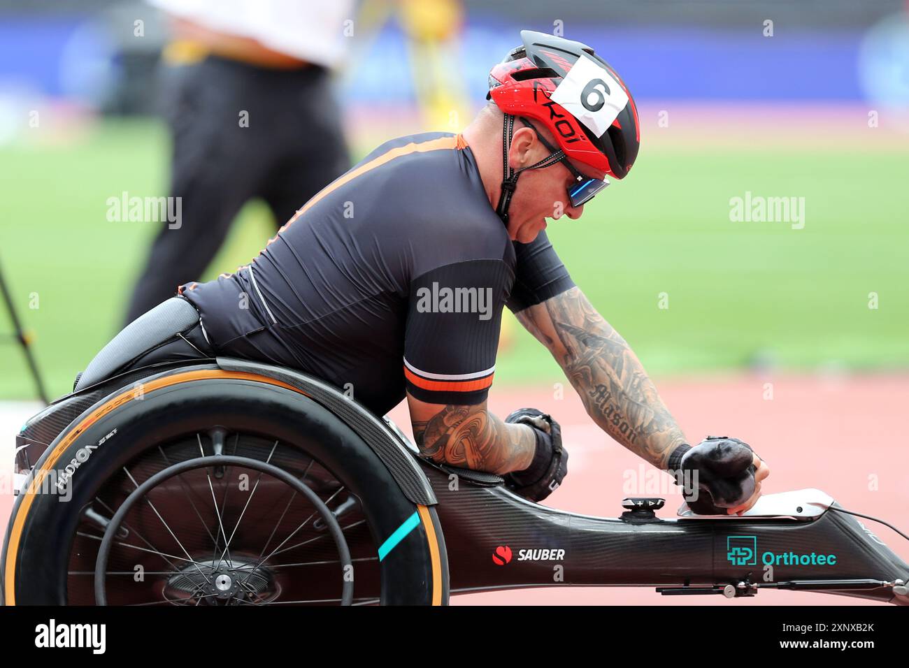 David WEIR (Great Britain), competing in the Men's 1500m Wheelchair ...