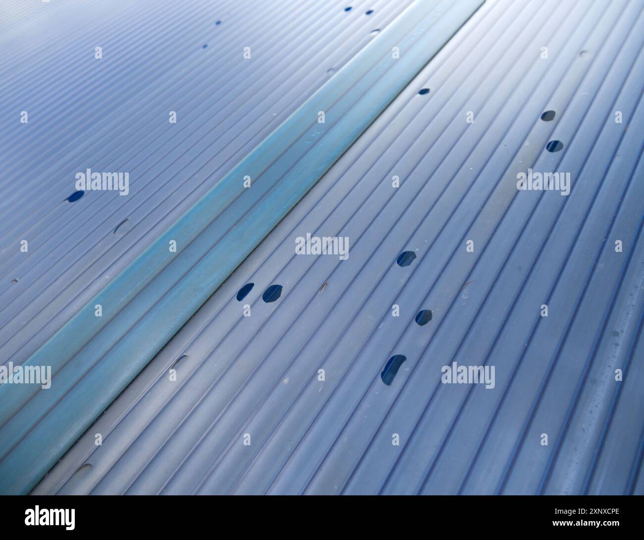 Polycarbonate sheet roof hi-res stock photography and images - Alamy