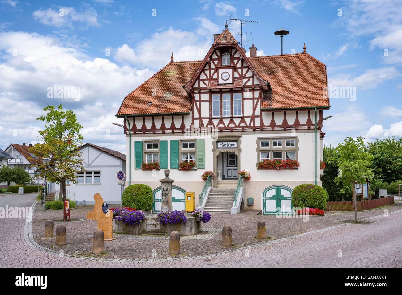 Community region hi-res stock photography and images - Alamy