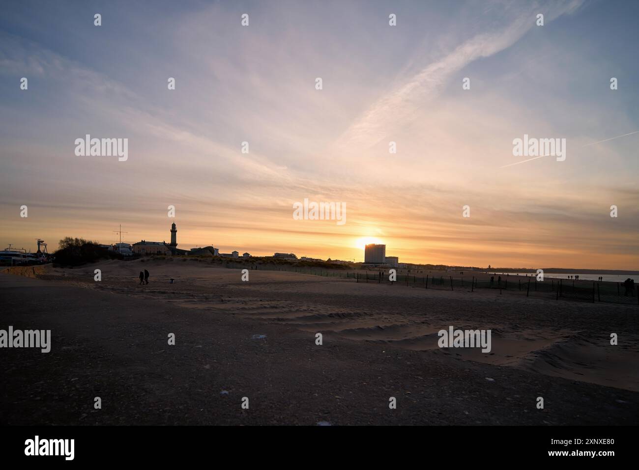 View of Warnem beach from the western pier Stock Photo - Alamy