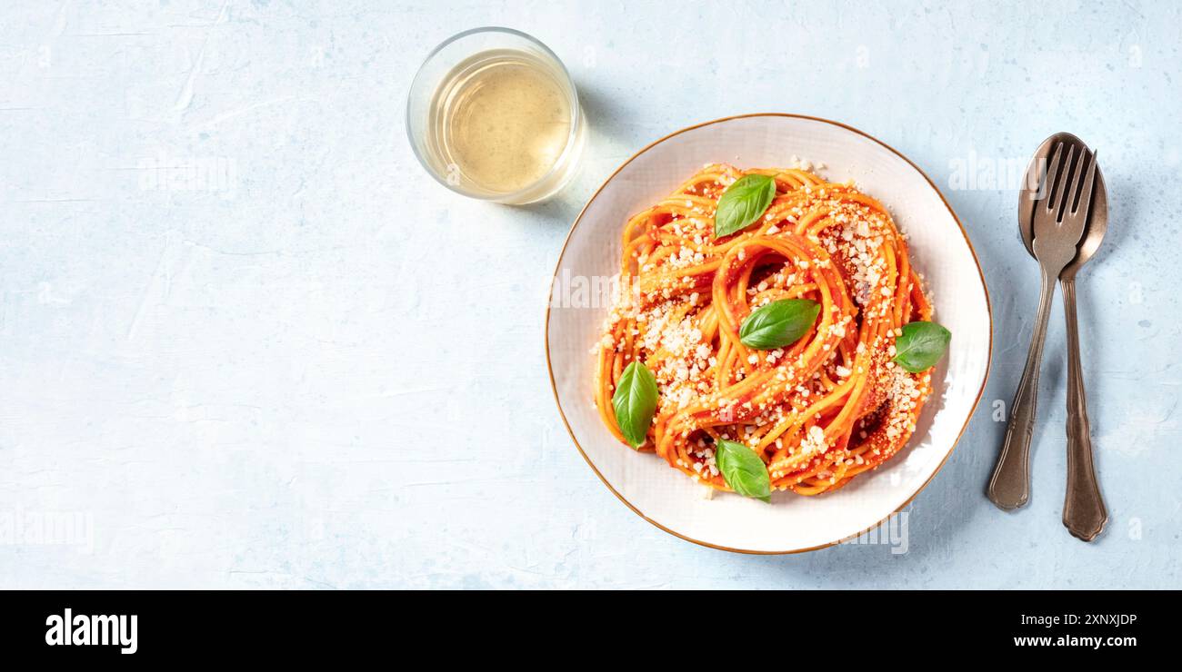 Panorama italian pasta shot hi-res stock photography and images - Alamy