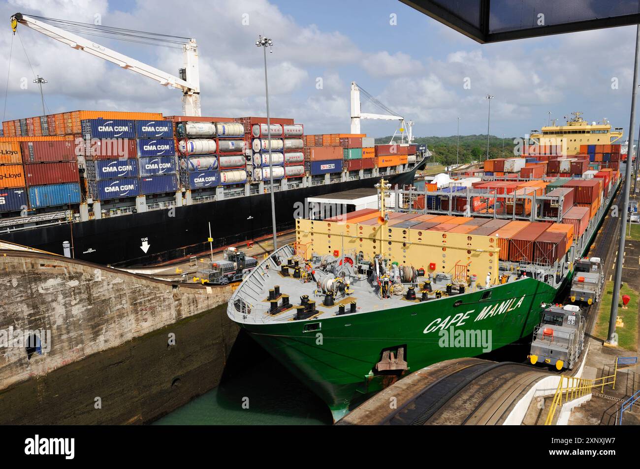 Container-ship crossing the Panama Canal Gatun locks, Panama Canal ...