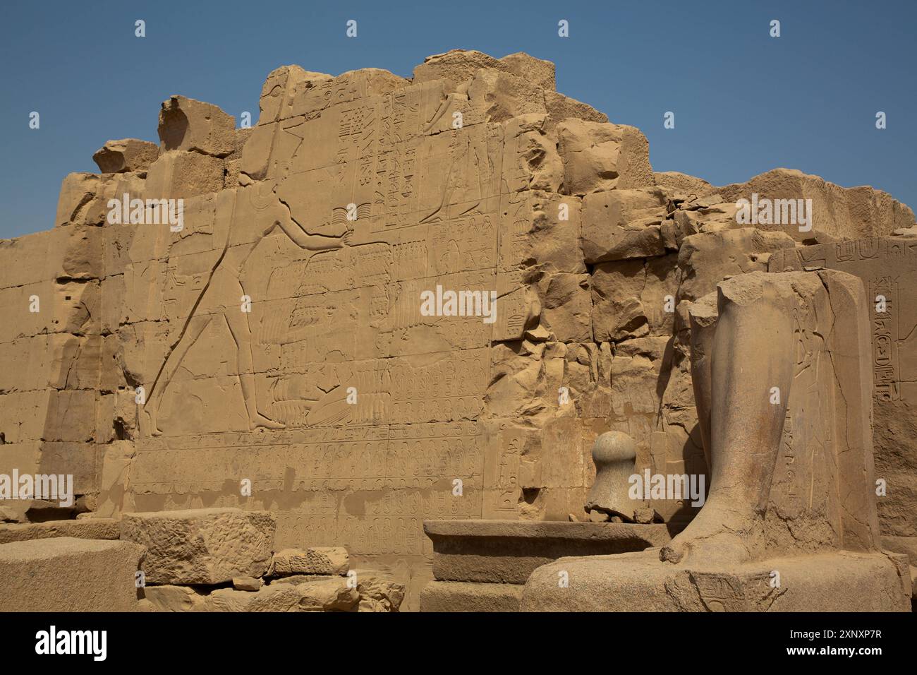 Relief of Thutmose III, Karnak Temple Complex, UNESCO World Heritage ...