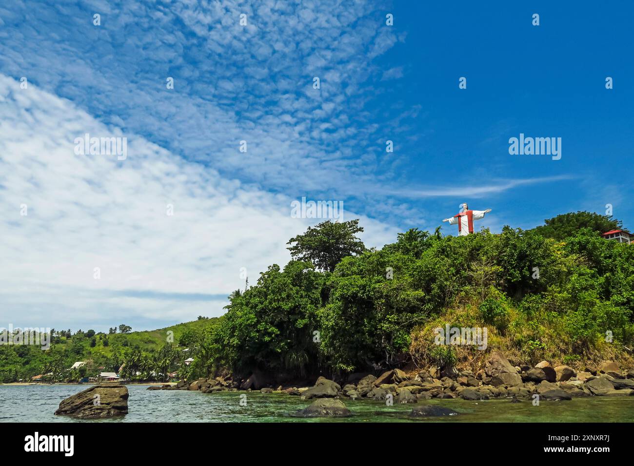 Large statue of Jesus Christ with arms outstretched at Taman ...