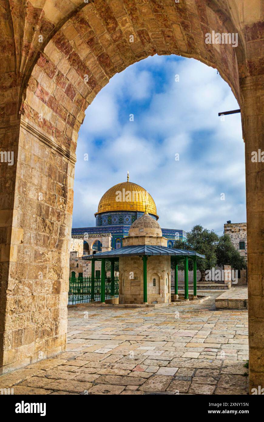 The Dome of the Rock seen through an arch Stock Photo - Alamy