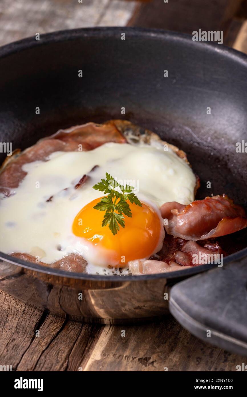 Egg and ham hi-res stock photography and images - Alamy