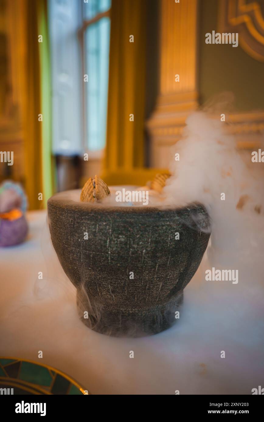 Luxurious Dining Experience with Dry Ice Presentation in Elegant ...