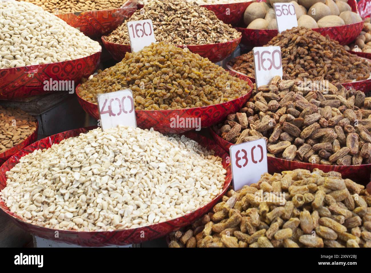 Nuts at a market in India Stock Photo - Alamy