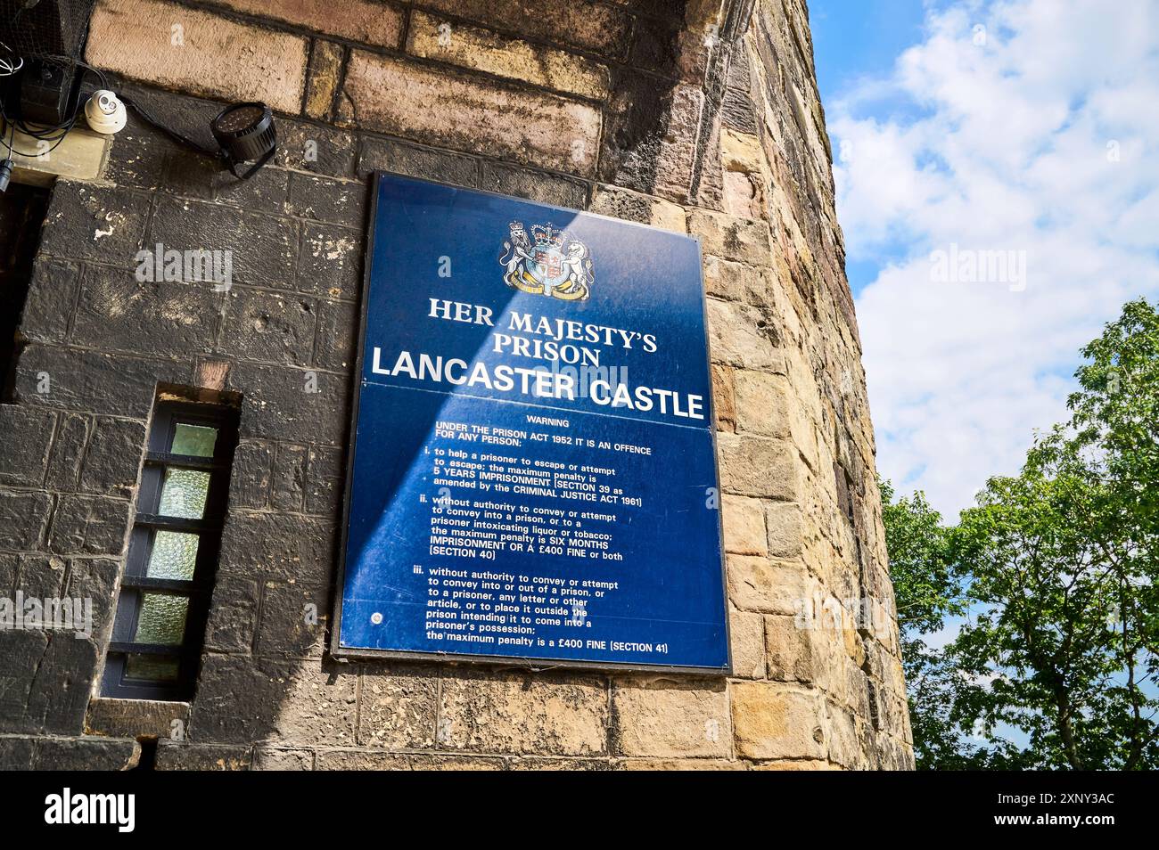 Entrance gate lancaster castle lancashire hi-res stock photography and ...