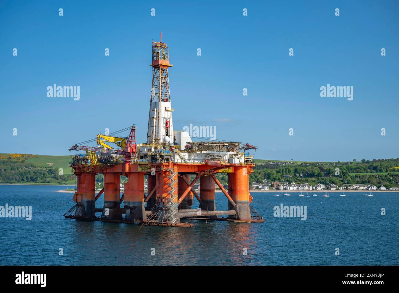 Transocean Leader oil platform at Invergordon during clear sky Stock ...