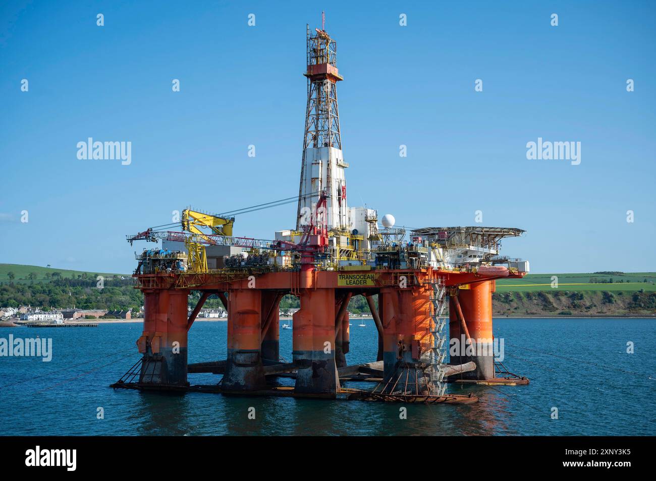 Transocean Leader oil platform at Invergordon during clear sky, side ...