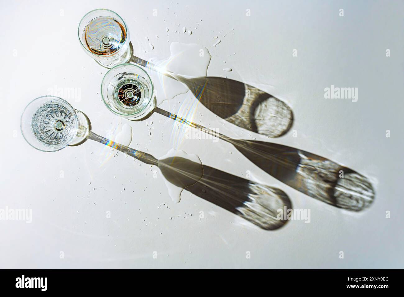 Light refracted glasses hi-res stock photography and images - Alamy