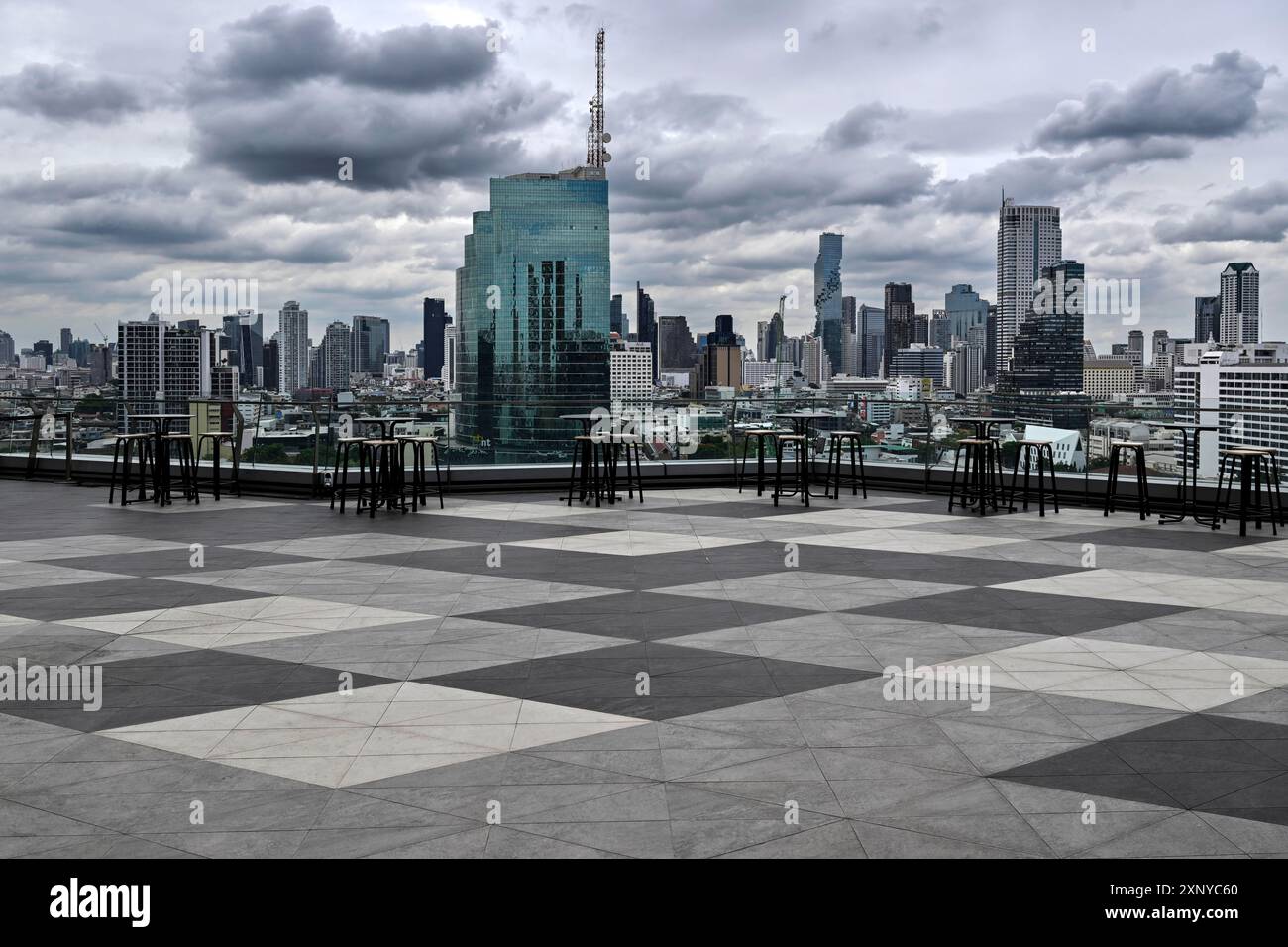 Skyline NT Building Mobile phone antenna CAT Telecom, Bangkok, Thailand ...