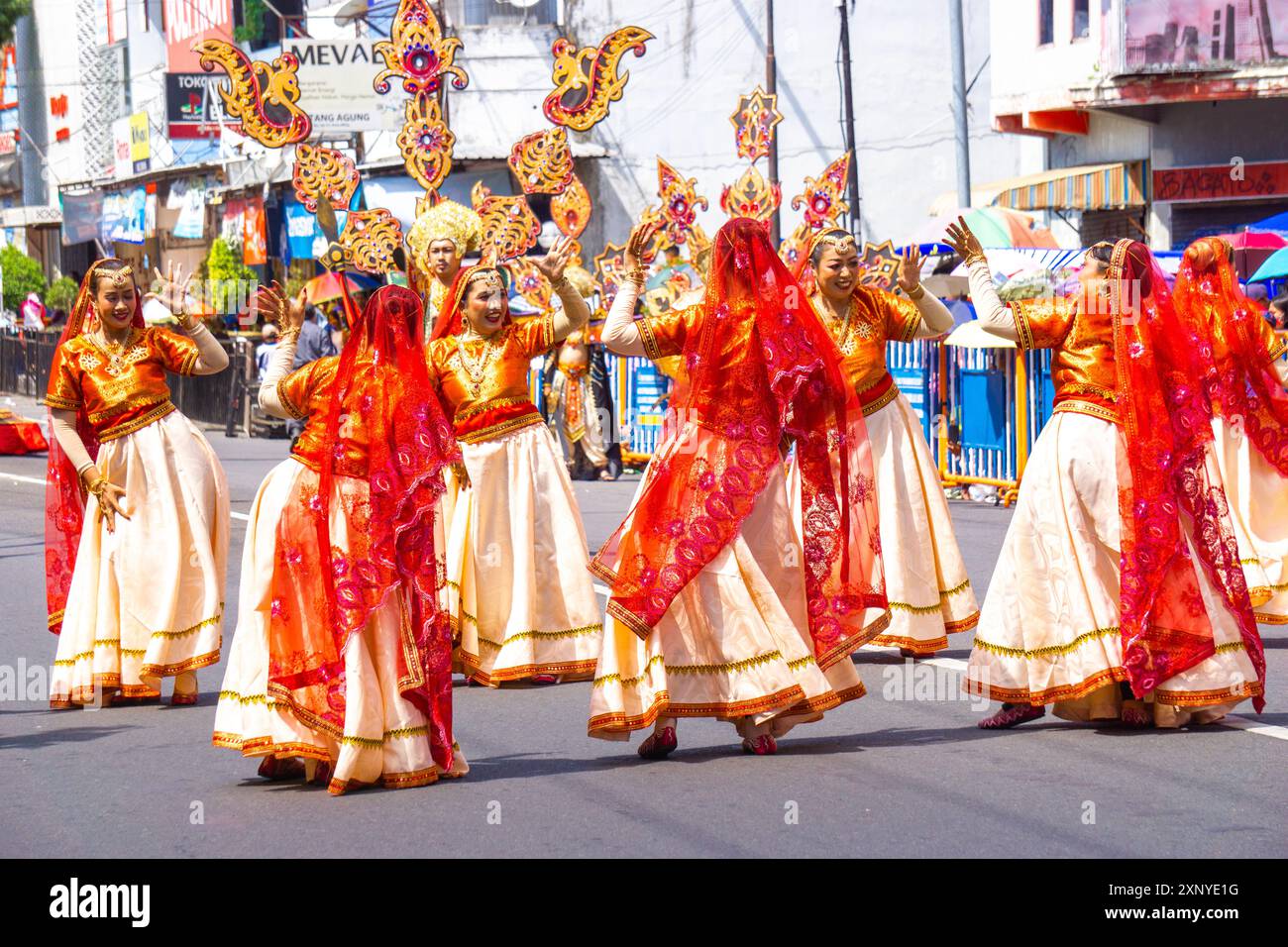 Ghoomar dance hi-res stock photography and images - Alamy