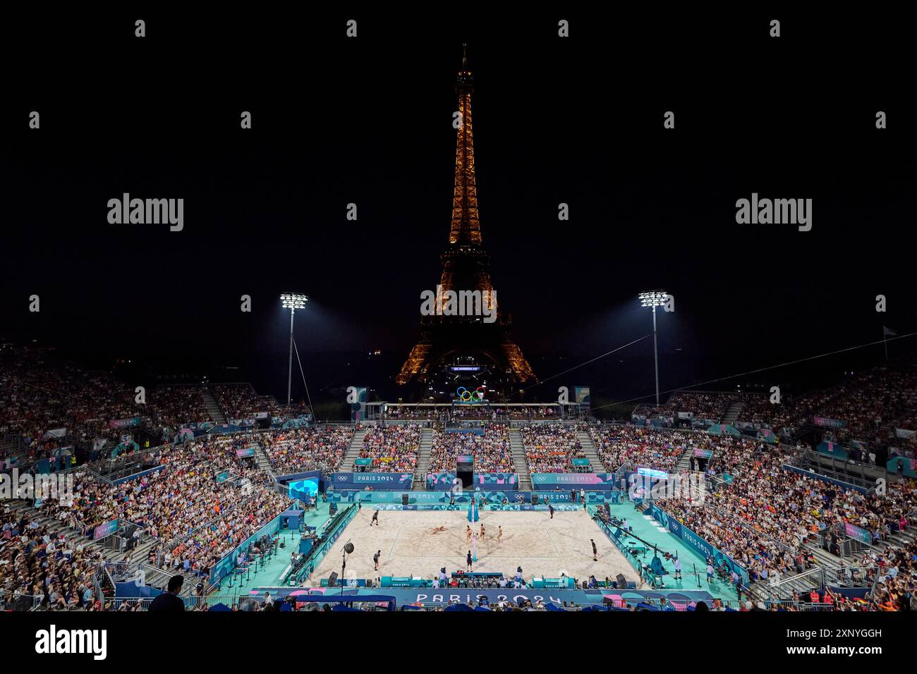 Paris olympics womens volleyball hi-res stock photography and images ...