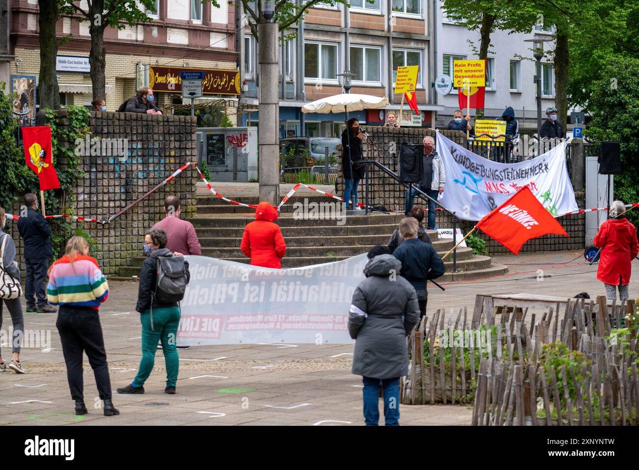 Demonstration on 1 May, on the Weberplatz in Essen, an alliance of left ...
