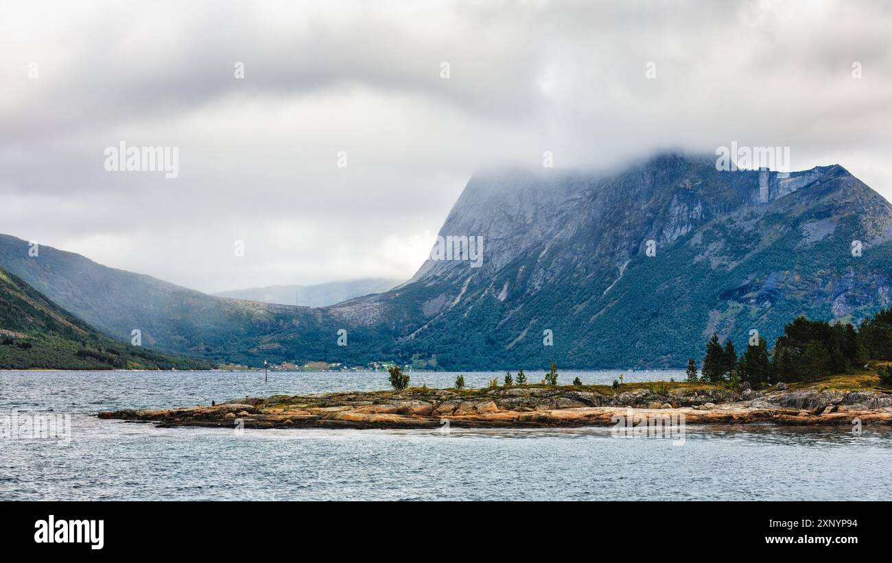Geography visuals hi-res stock photography and images - Alamy