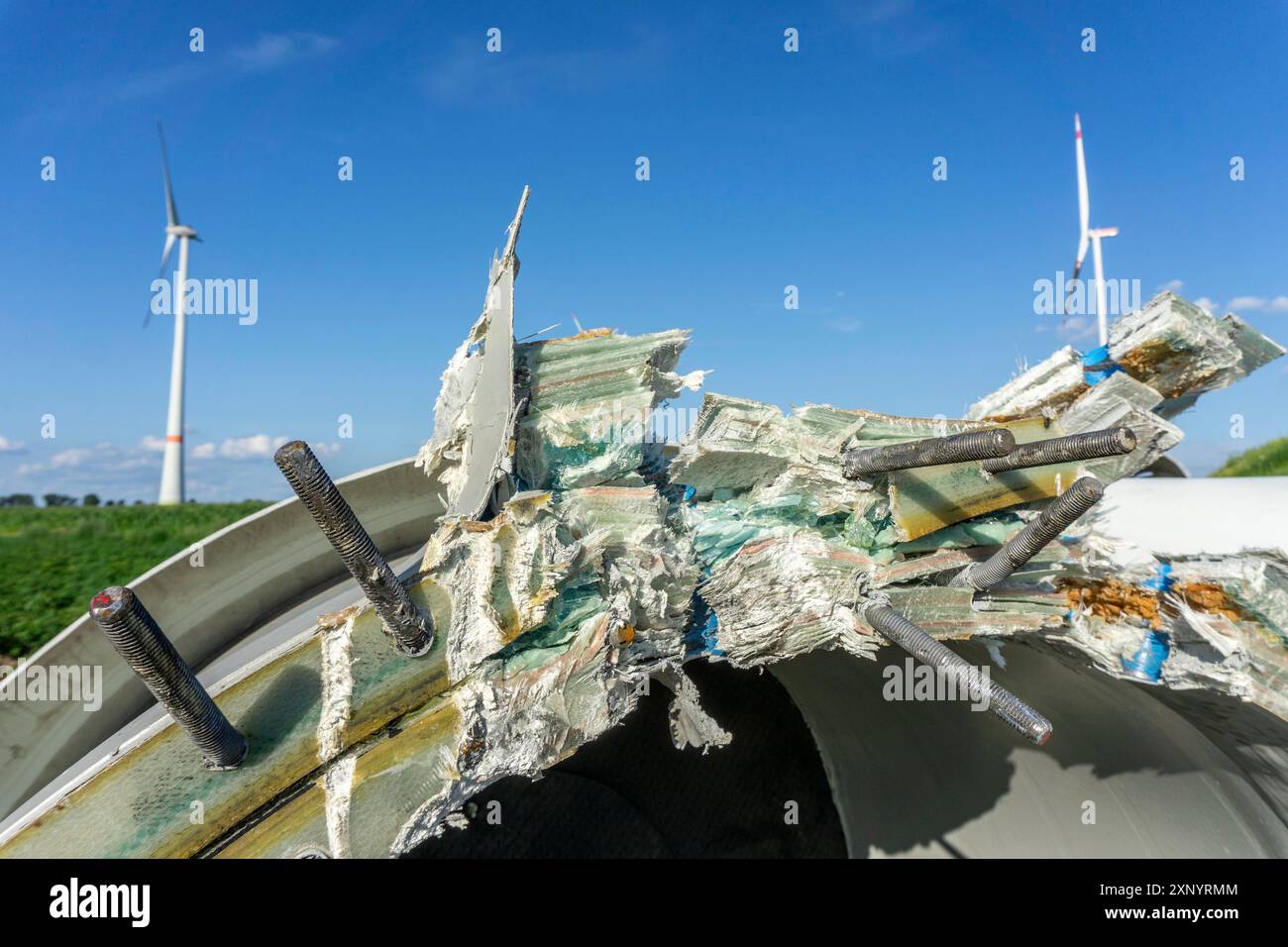 Turbine blade disposal hi-res stock photography and images - Alamy