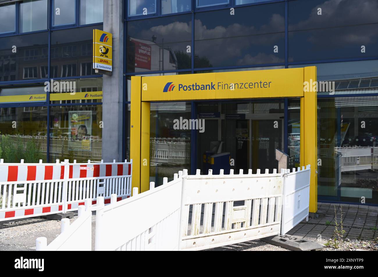 Postbank Finanzcenter - Eingang Baustelle *** Postbank Finance Center ...