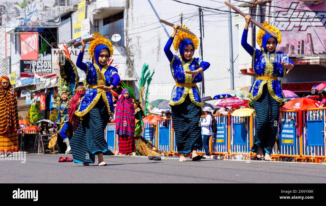 The Lupe dance comes from Bima (Nusa Tenggara Barat) on 3rd BEN ...
