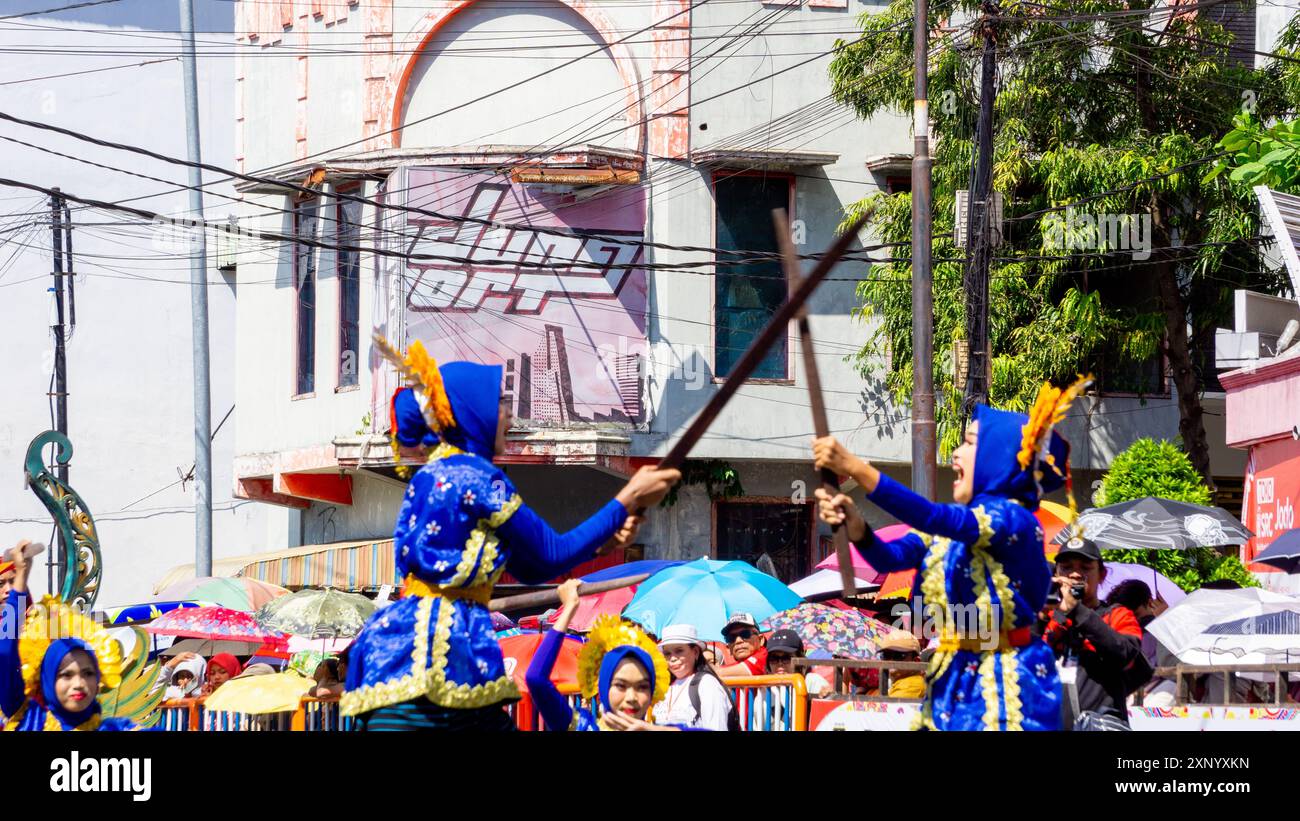 Lupe dance hi-res stock photography and images - Alamy