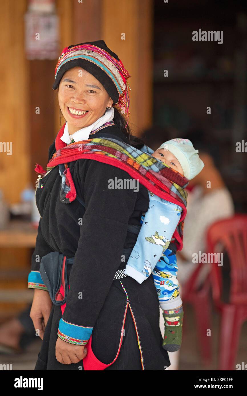 Vietnamese woman, 43 years old, in traditional traditional costume of ...