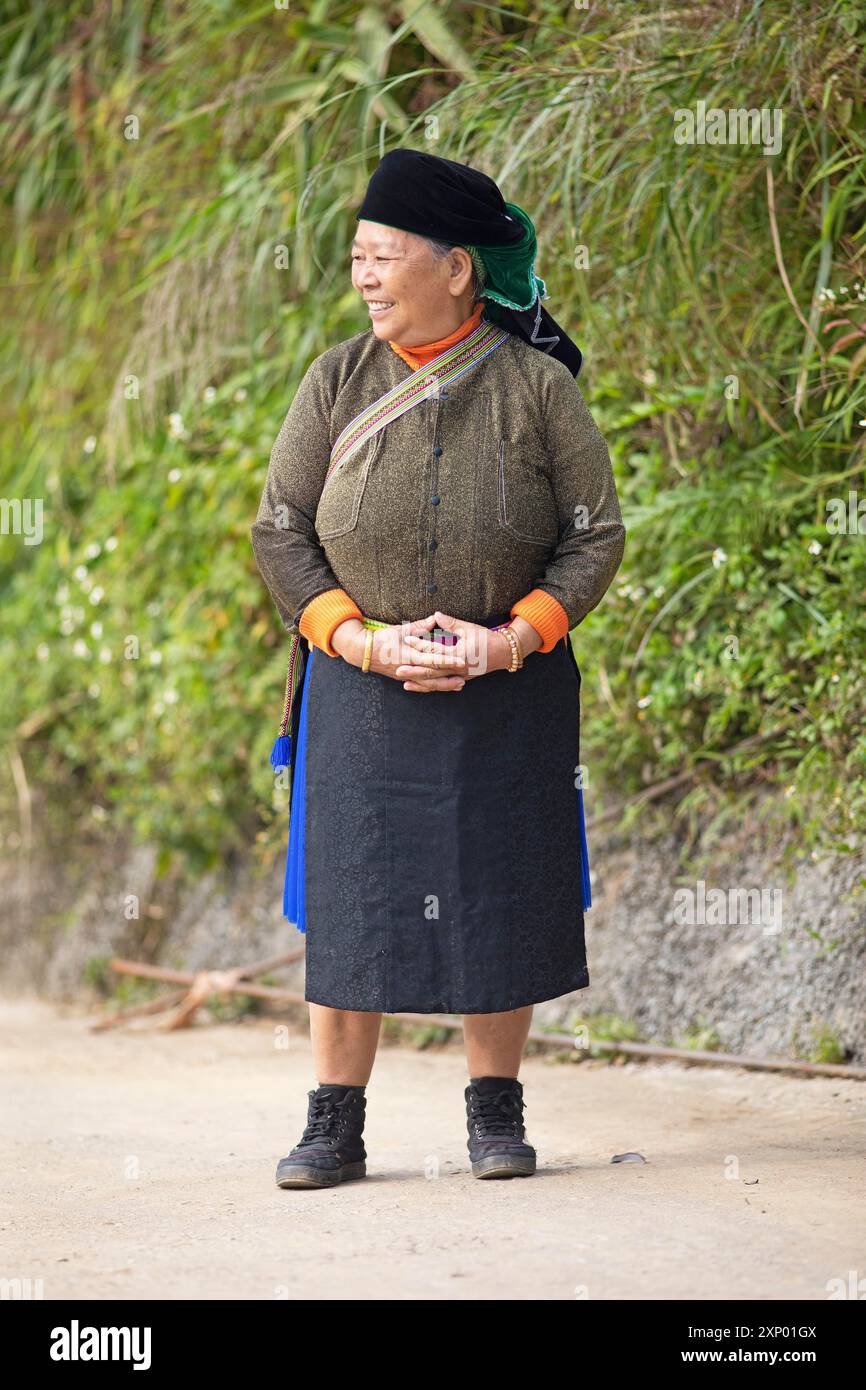 Vietnamese woman, 69 years old, from the Hmong minority in everyday ...