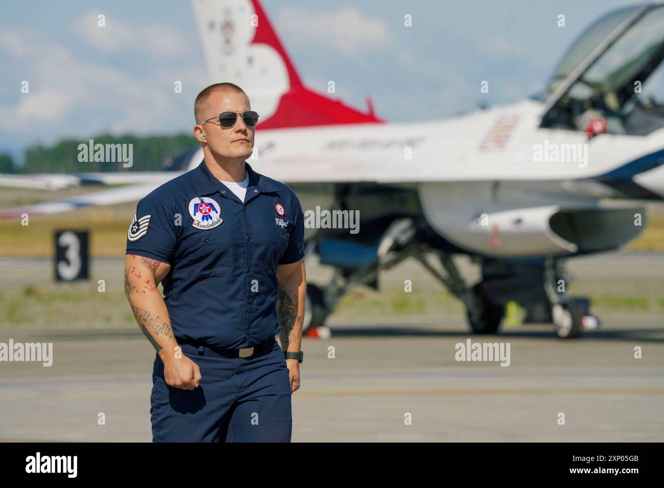 The United States Air Force Air Demonstration Squadron "Thunderbirds ...