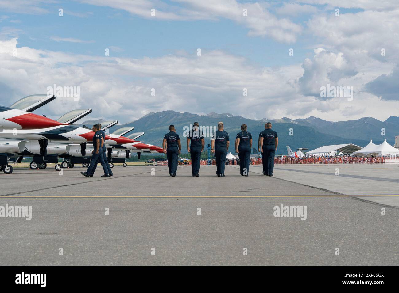 The United States Air Force Air Demonstration Squadron "Thunderbirds ...