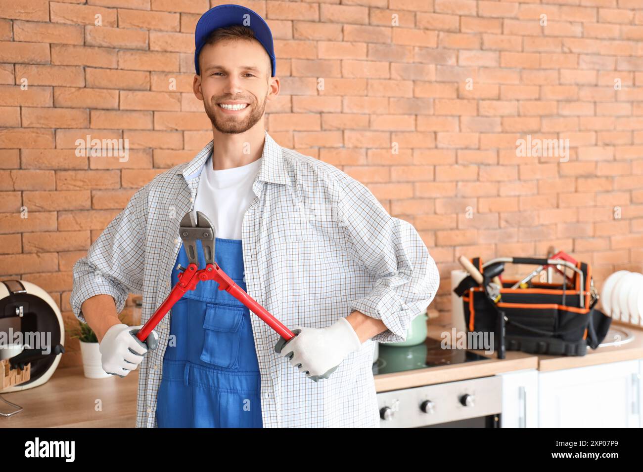 Kitchen pliers hi-res stock photography and images - Alamy