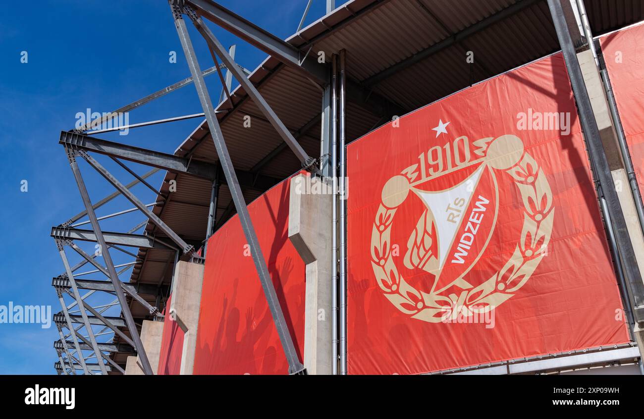 A picture of the Widzew ?od? football club logo on the facade of its ...