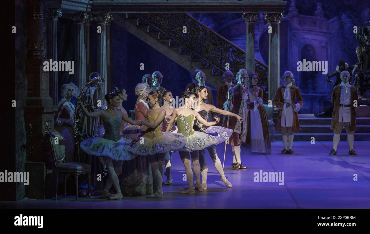 Sleeping Beauty (Berlin State Ballet Stock Photo - Alamy