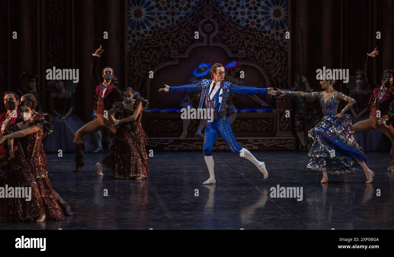 Deutsche oper berlin dance hi-res stock photography and images - Alamy