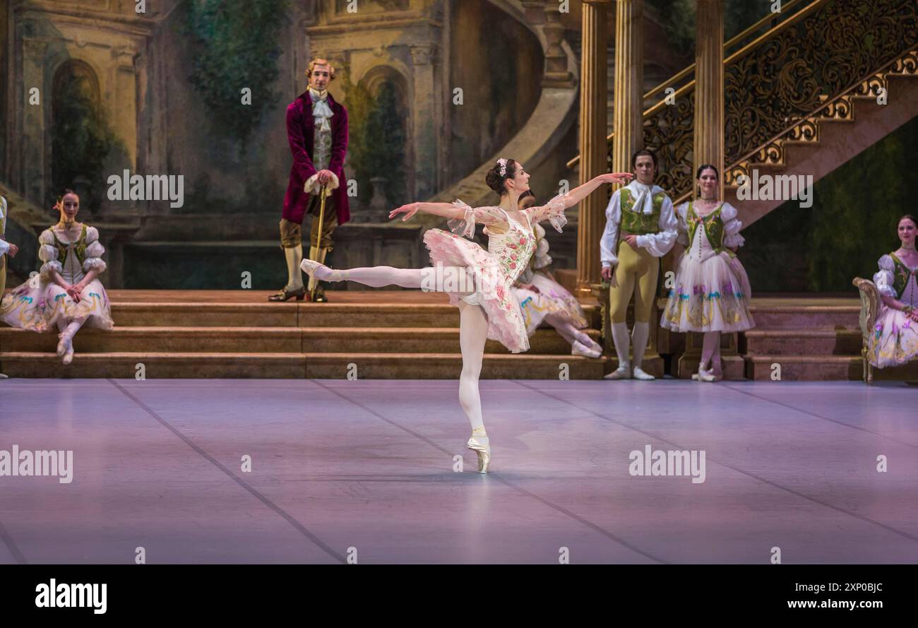Sleeping Beauty (Berlin State Ballet Stock Photo - Alamy