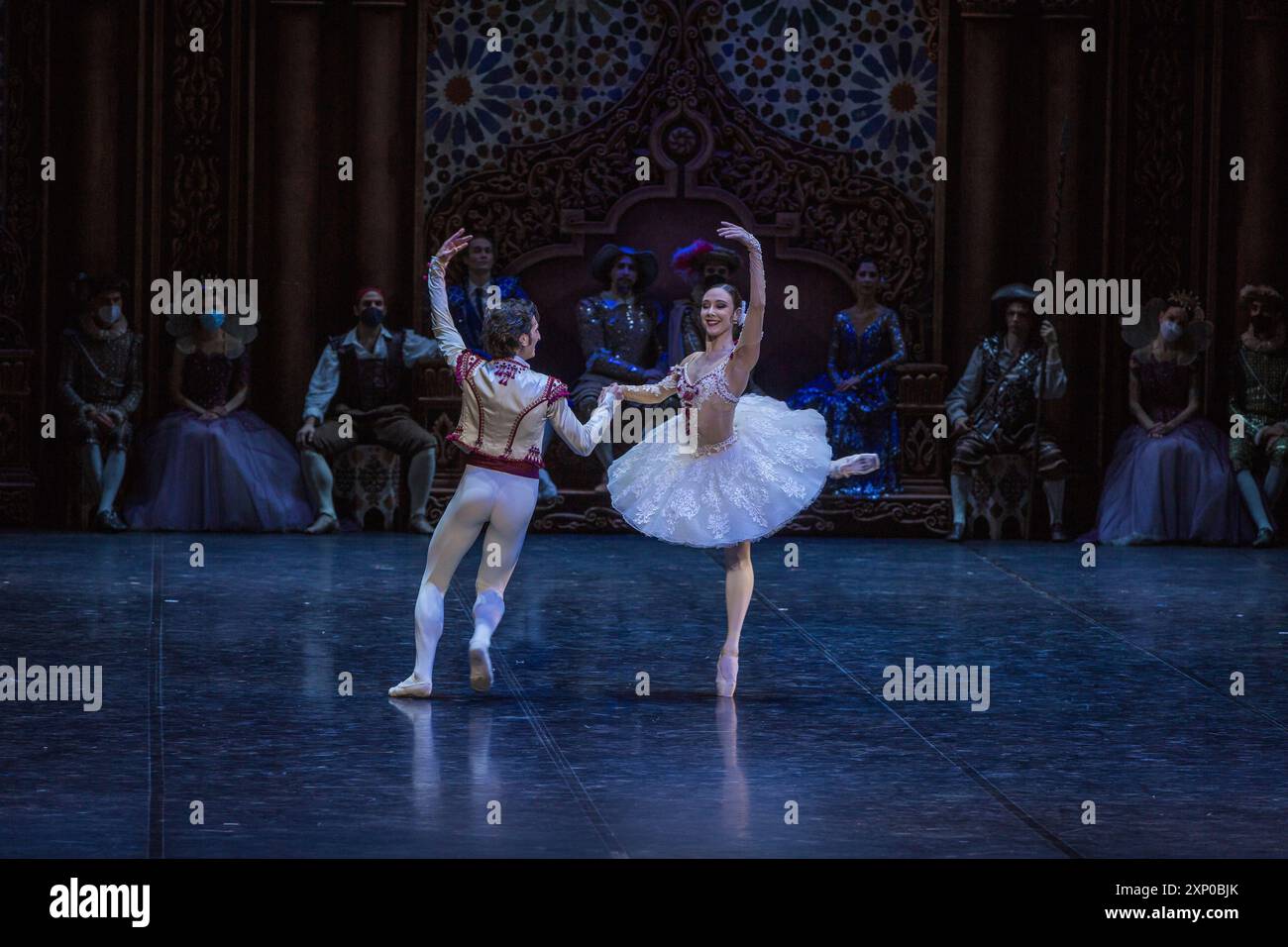 Deutsche oper berlin dance hi-res stock photography and images - Alamy