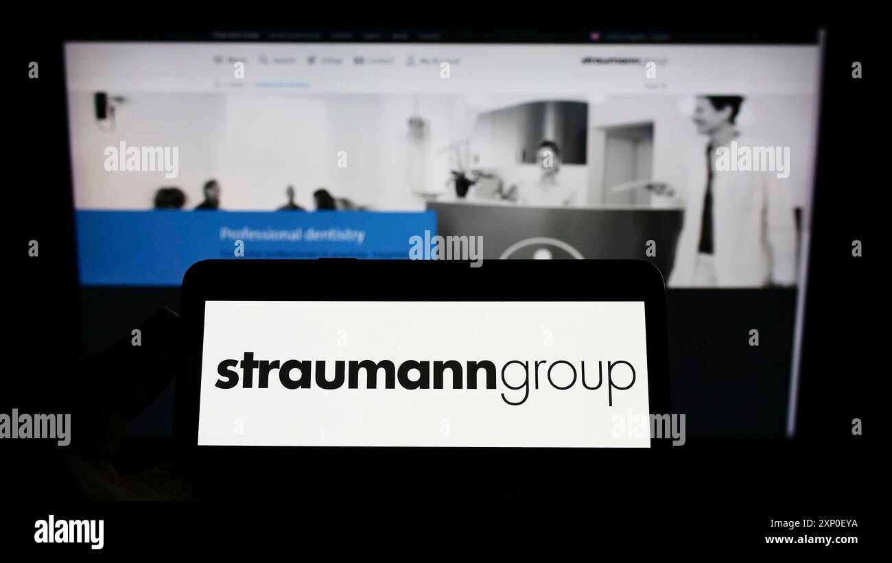 Straumann logo hi-res stock photography and images - Alamy