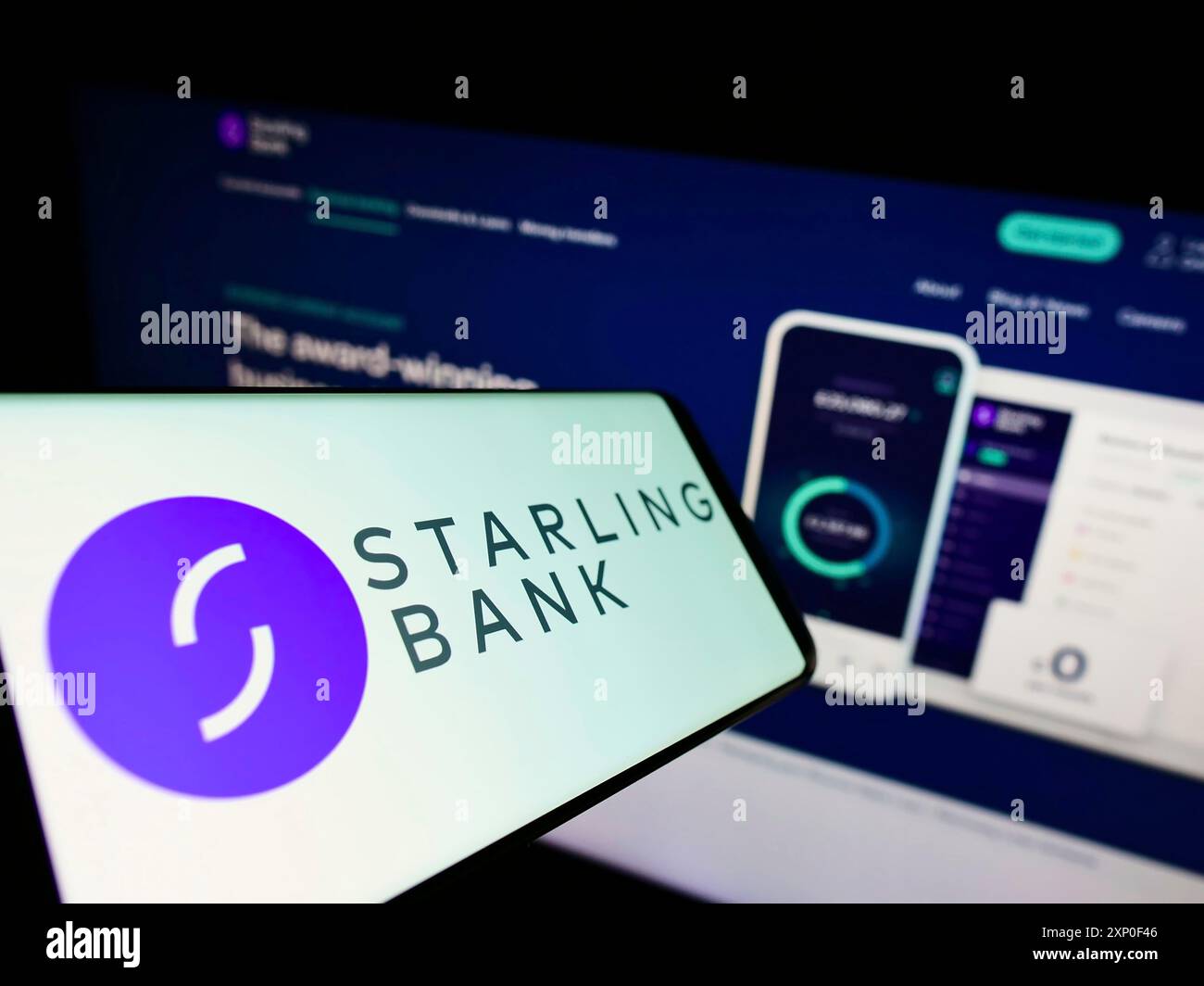 Challenger bank starling hi-res stock photography and images - Alamy