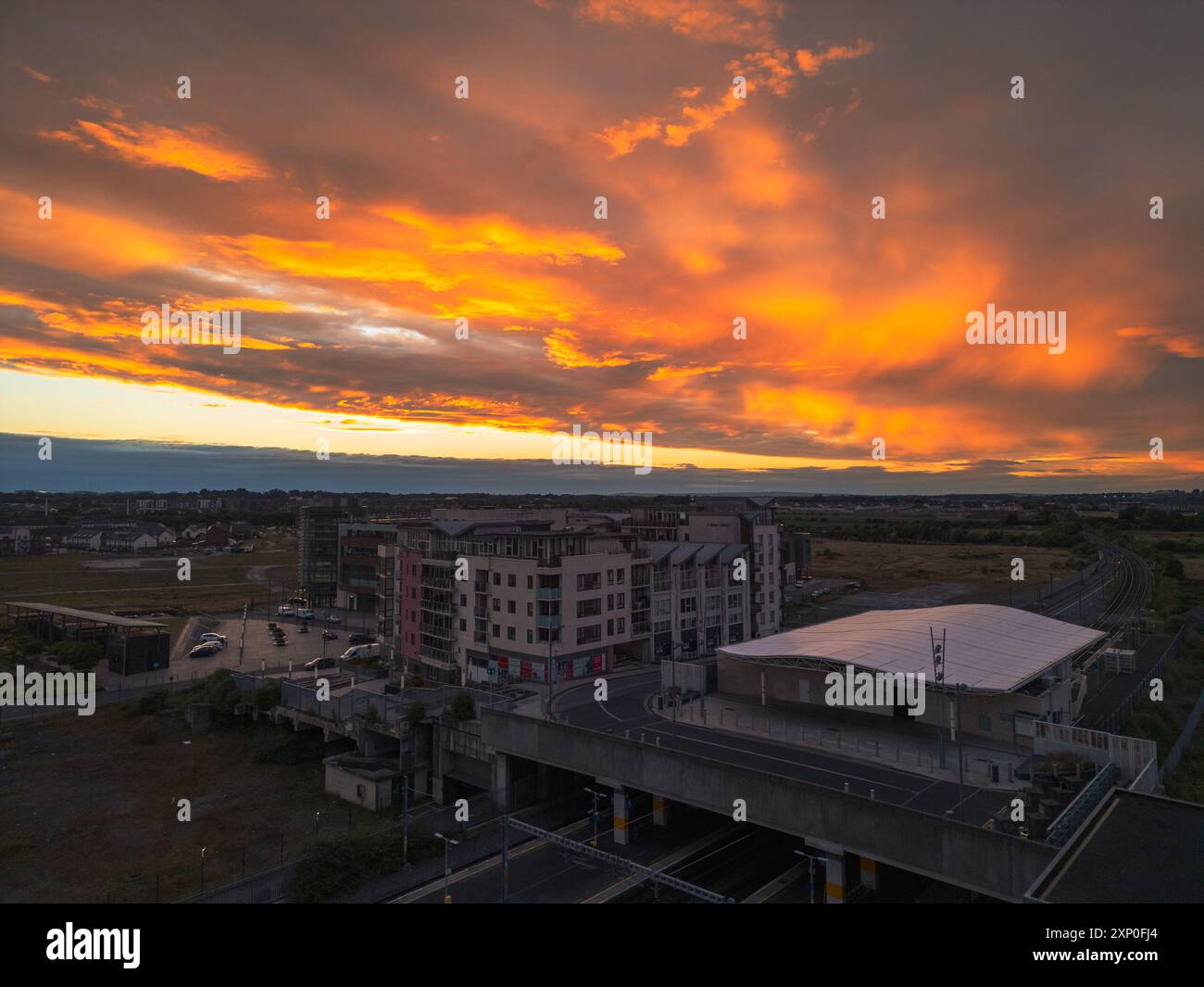 Late sunset sky hi-res stock photography and images - Alamy