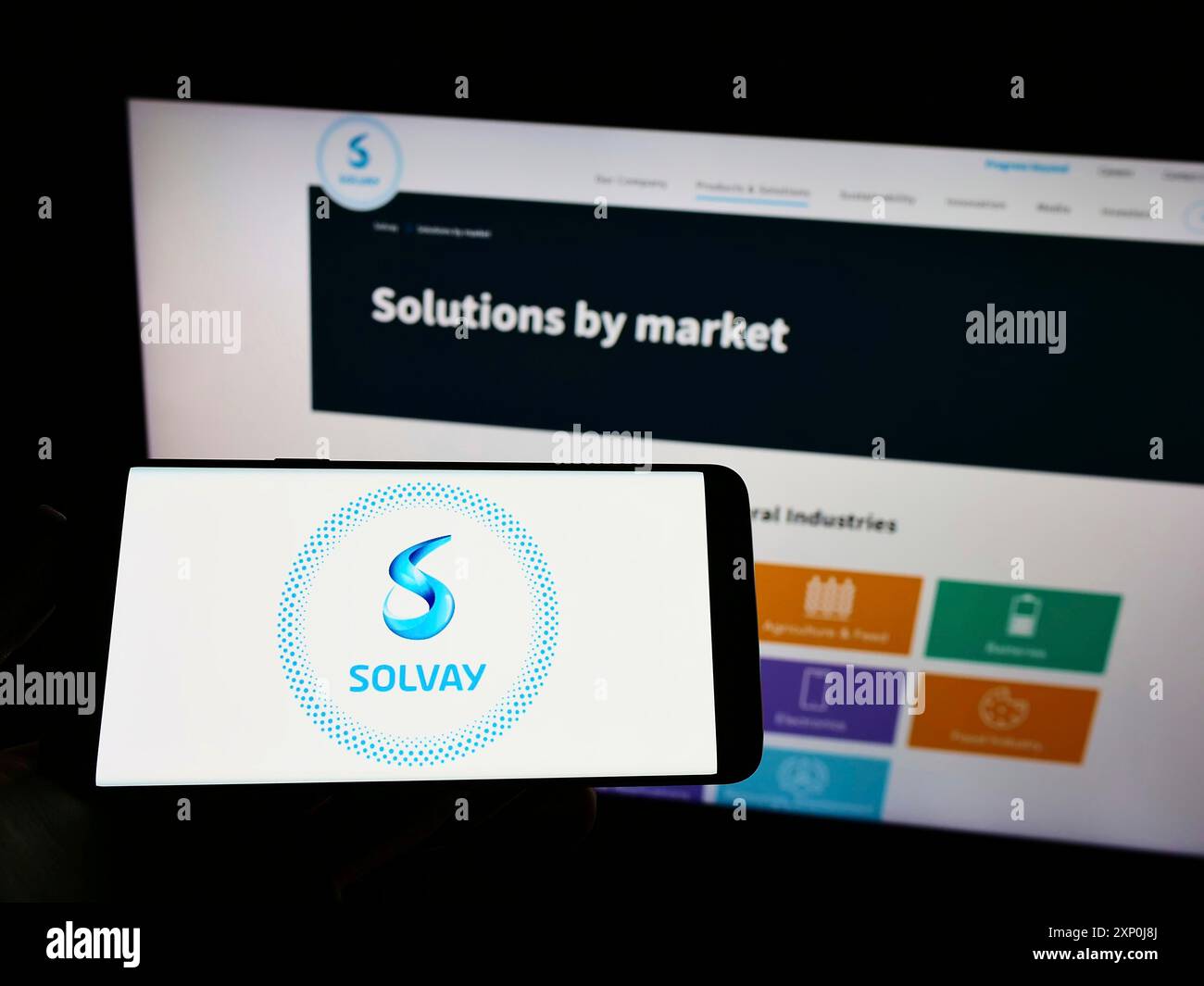 Solvay logo hi-res stock photography and images - Alamy
