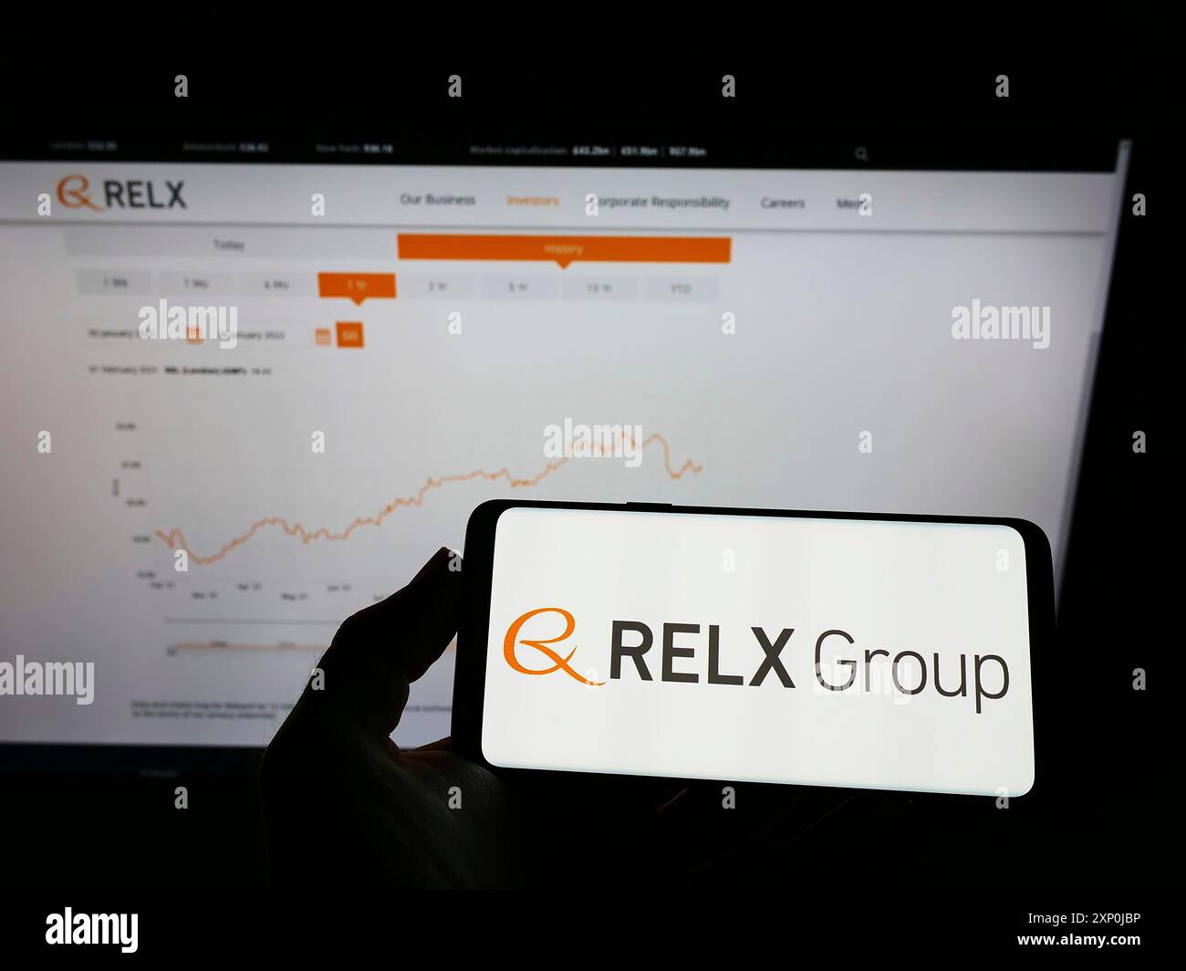 Relx logo hi-res stock photography and images - Alamy