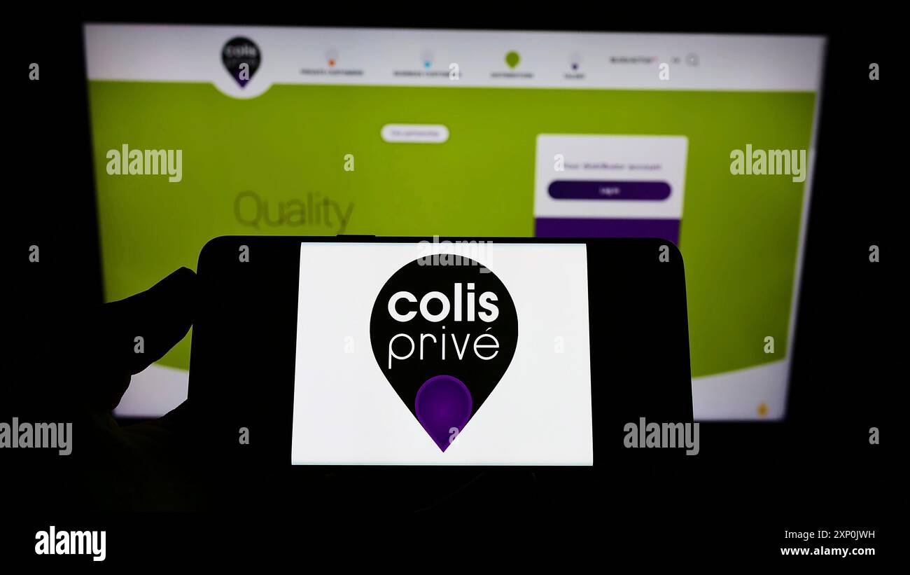 Colis prive hi-res stock photography and images - Alamy