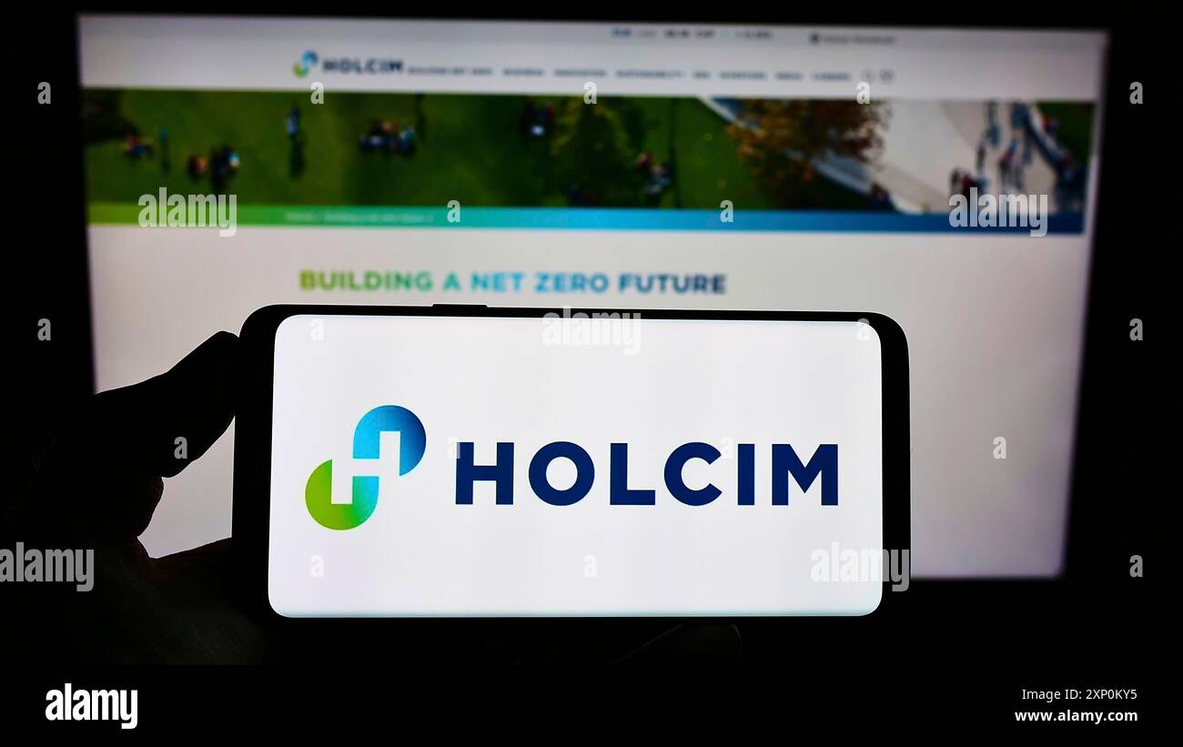 Holcim logo hi-res stock photography and images - Alamy