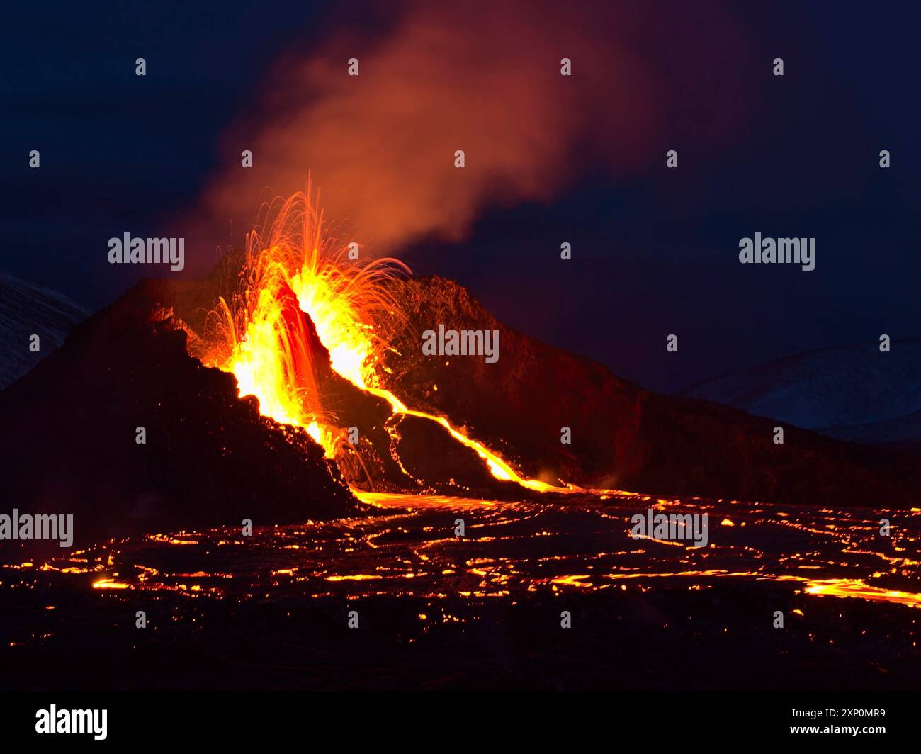 Stunning view of volcanic eruption in Geldingadalir valley near ...