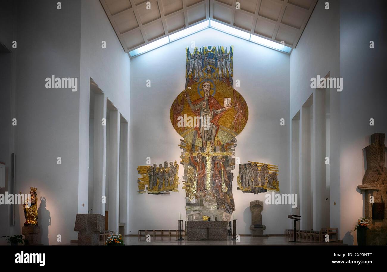 Interior view of choir, altar, Cathedral Church of St Eberhard ...